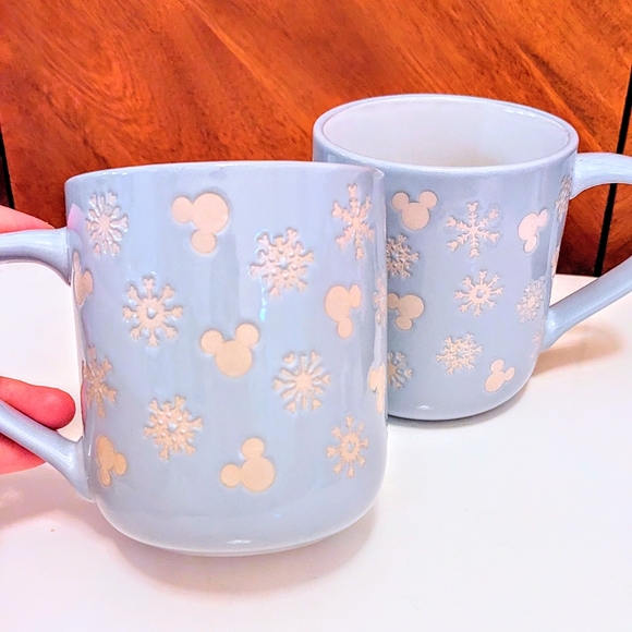 Disney | Kitchen | 2 New Disney Baby Blue Embossed Mouse Snowflake ...